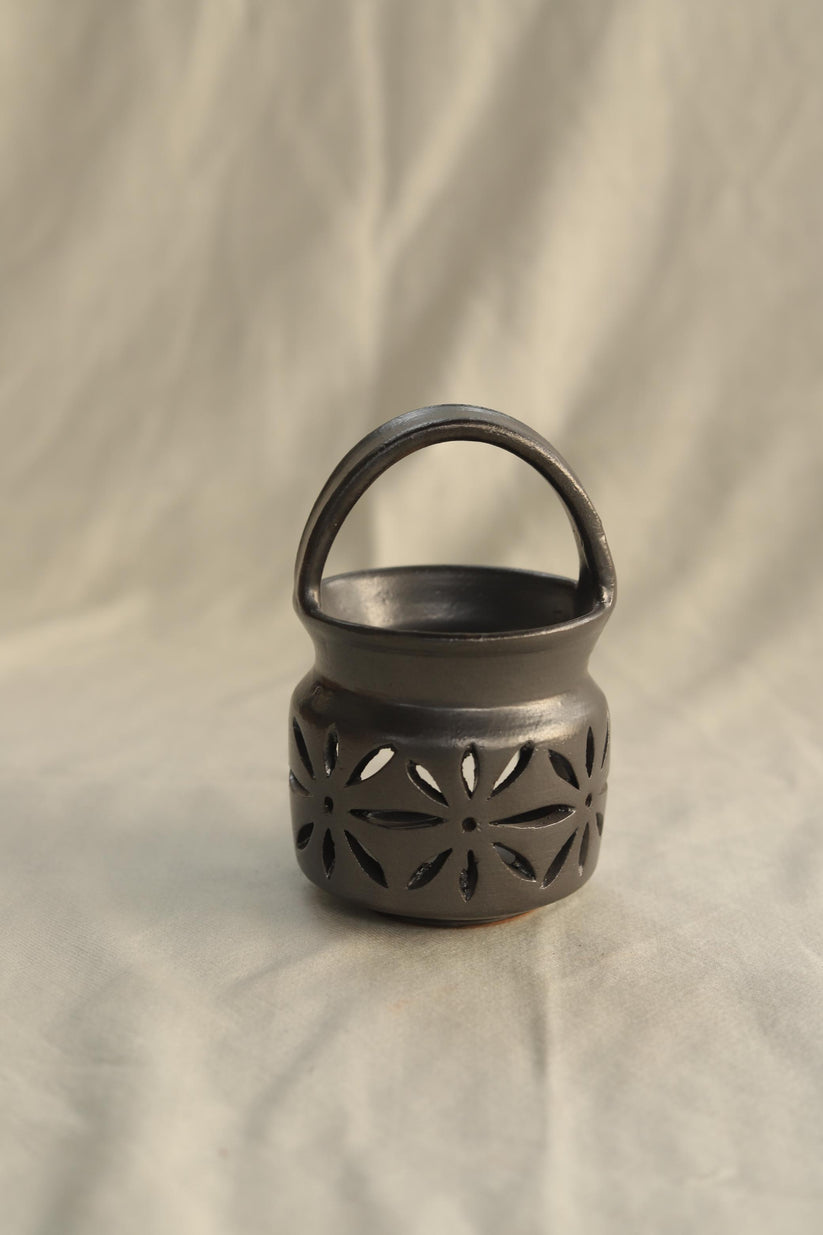 black diffuser with handle - chhoto / small – sienna calcutta | tells ...